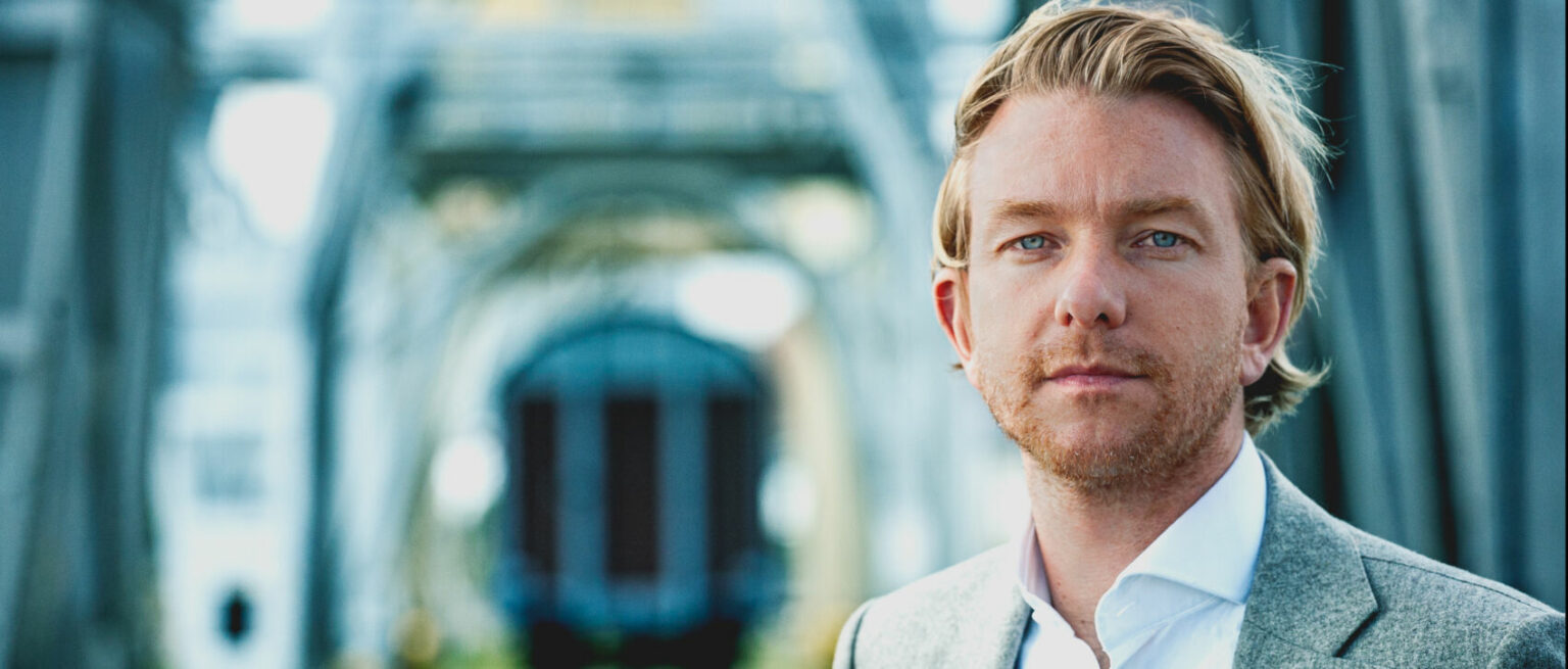 Nick Heinen - Midden-In